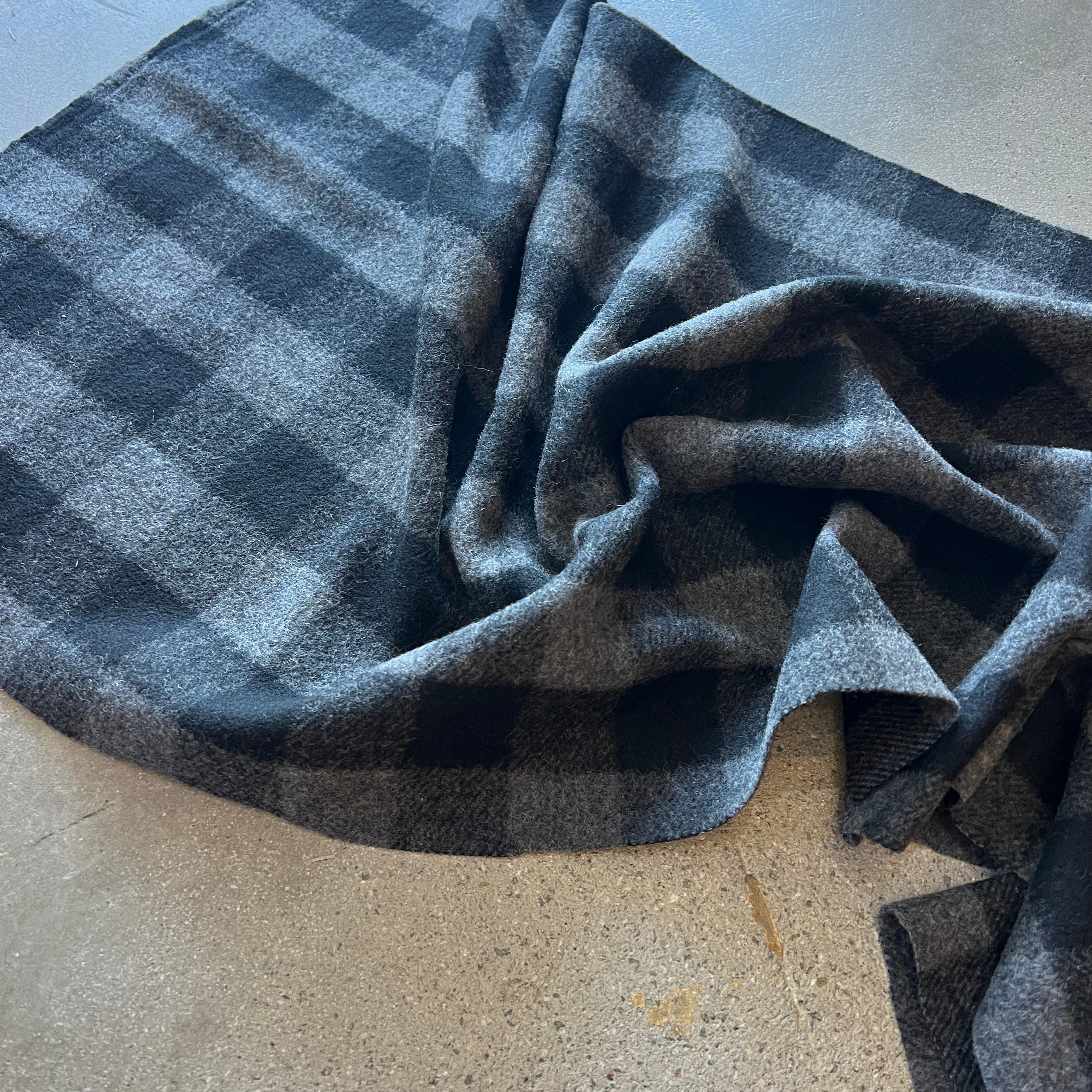 Sample Artic Charcoal – Potter & Co Australia